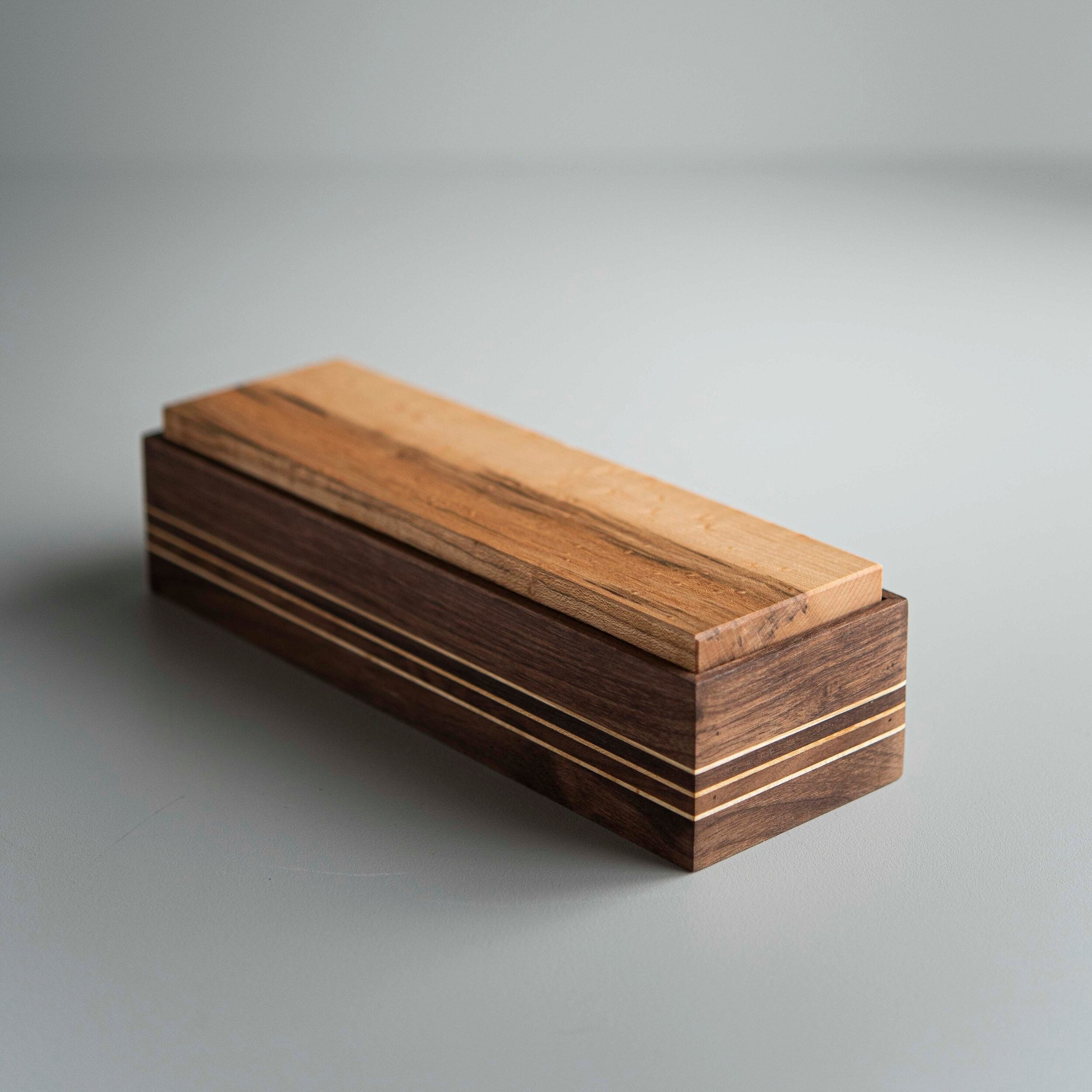 Main de sel noyer/érable grande | Arbol - La Guilde Culinaire